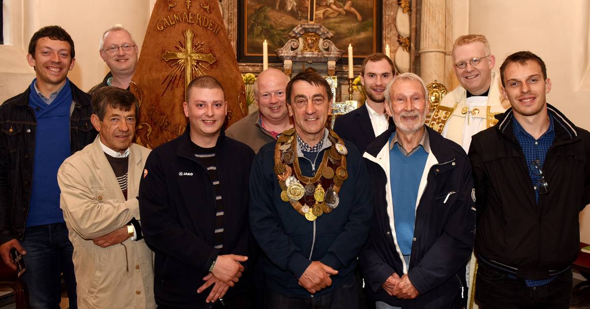 Michel De Bock nieuwe koning boogschieten Gilde Heilig Kruis ...