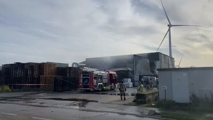 Brand bij pelletverwerkend bedrijf Pelcon | Ham | hln.be