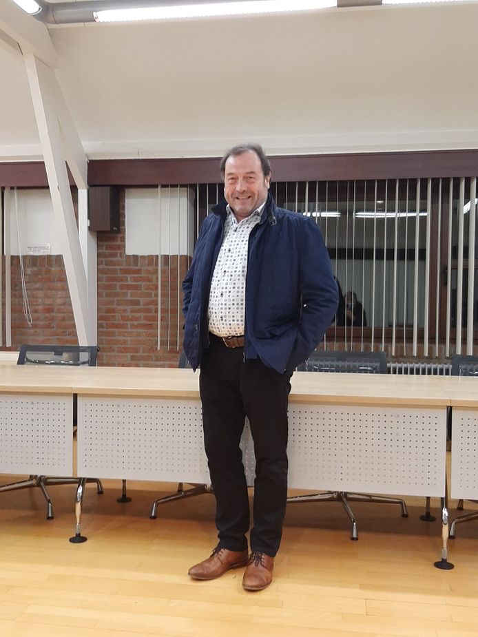 Ludo Van Mellaerts legt de eed af als gemeenteraadslid | Scherpenheuvel ...