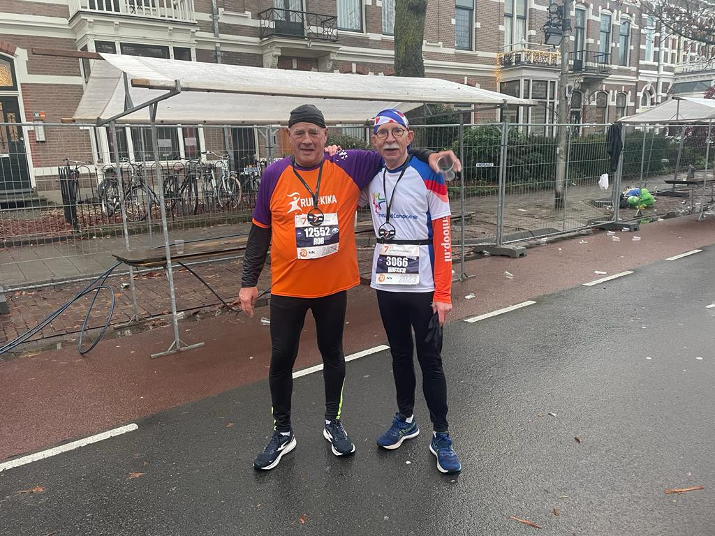 Deze lopers kwamen als laatste over de finishlijn: ‘De ...