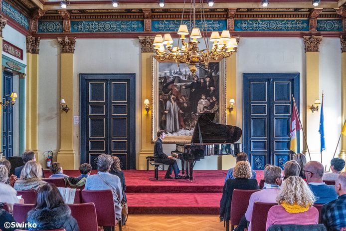Samuel Van de Velde (24) wint Stephan De Jonge-pianowedstrijd ...