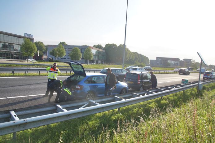 File richting Den Bosch door kop-staartbotsing op A59 bij Vlijmen | Heusden | bd.nl