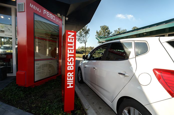 FEBO-drive: Voor een kroket hoef je de auto straks niet meer uit ...