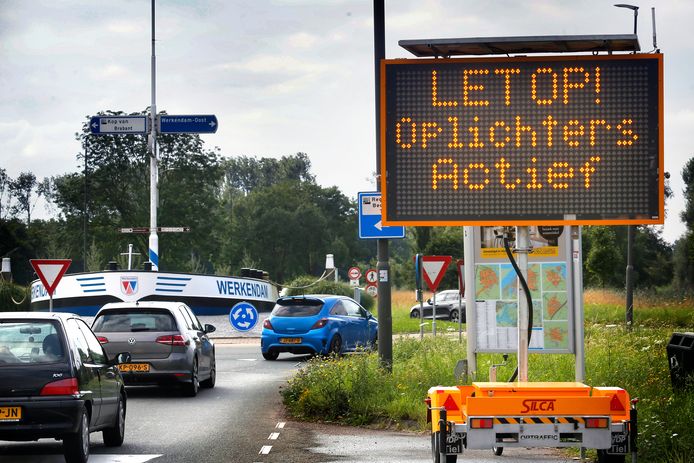 'Let op! Oplichters actief die zich voordoen als agent': gemeente ...