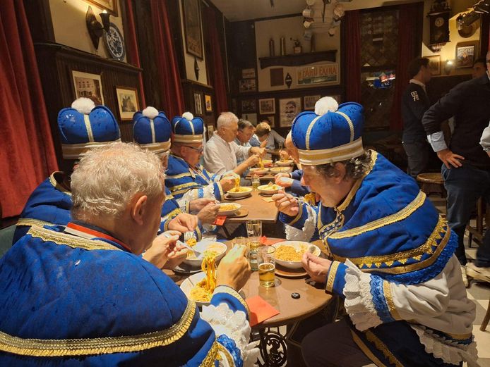 Leuven verwelkomt de Blaa Biskoppen: “Als voorbode van pausbezoek ...