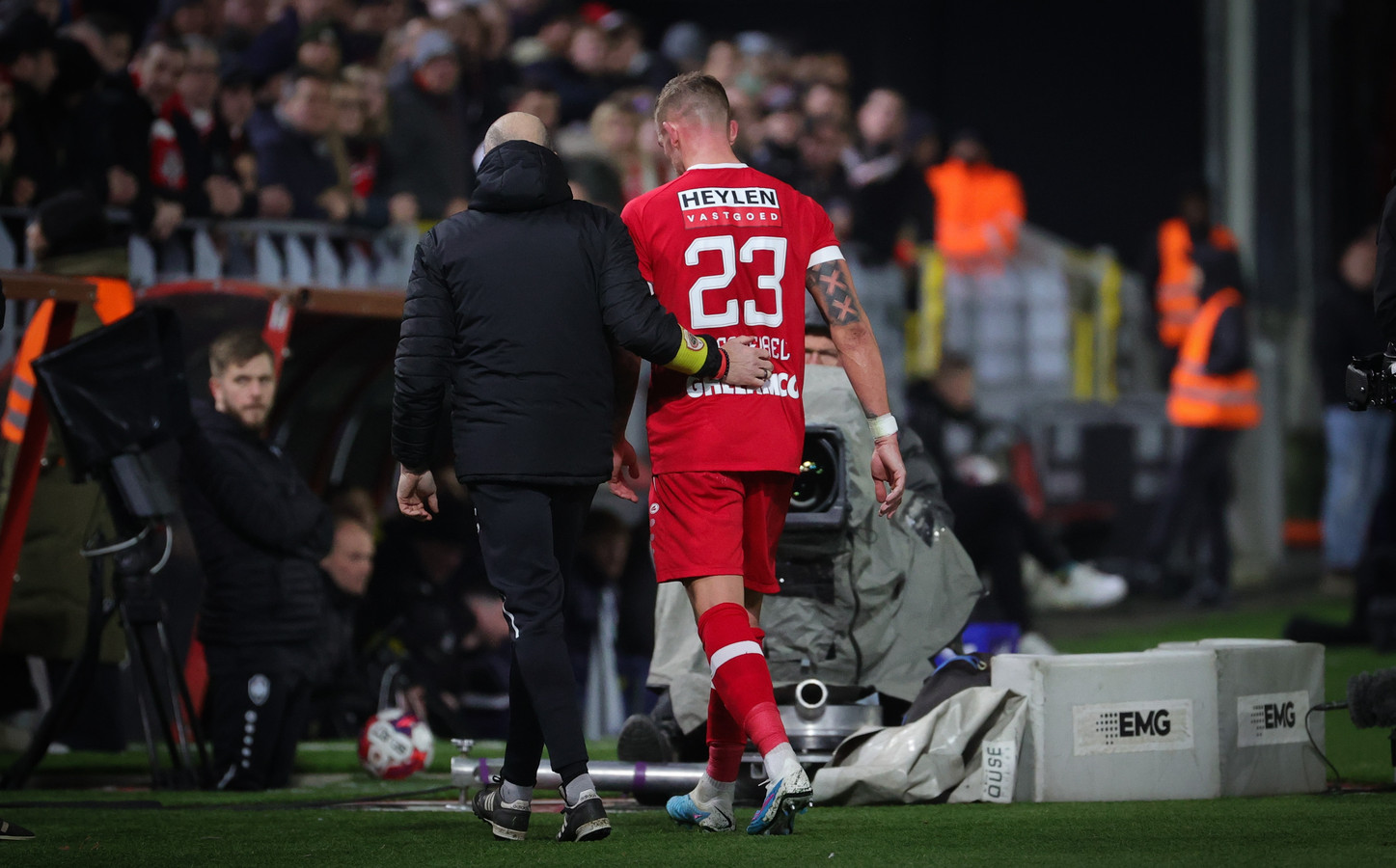 Verjaardag in mineur voor Toby Alderweireld: verdediger valt ... Verjaardag in mineur voor Toby Alderweireld: verdediger valt ...