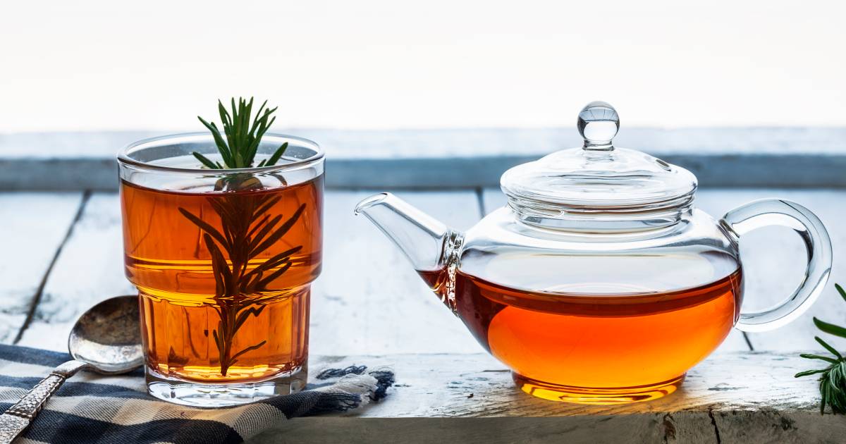 Hengel jij je theezakje altijd door het hete water? Dit is waarom je ...