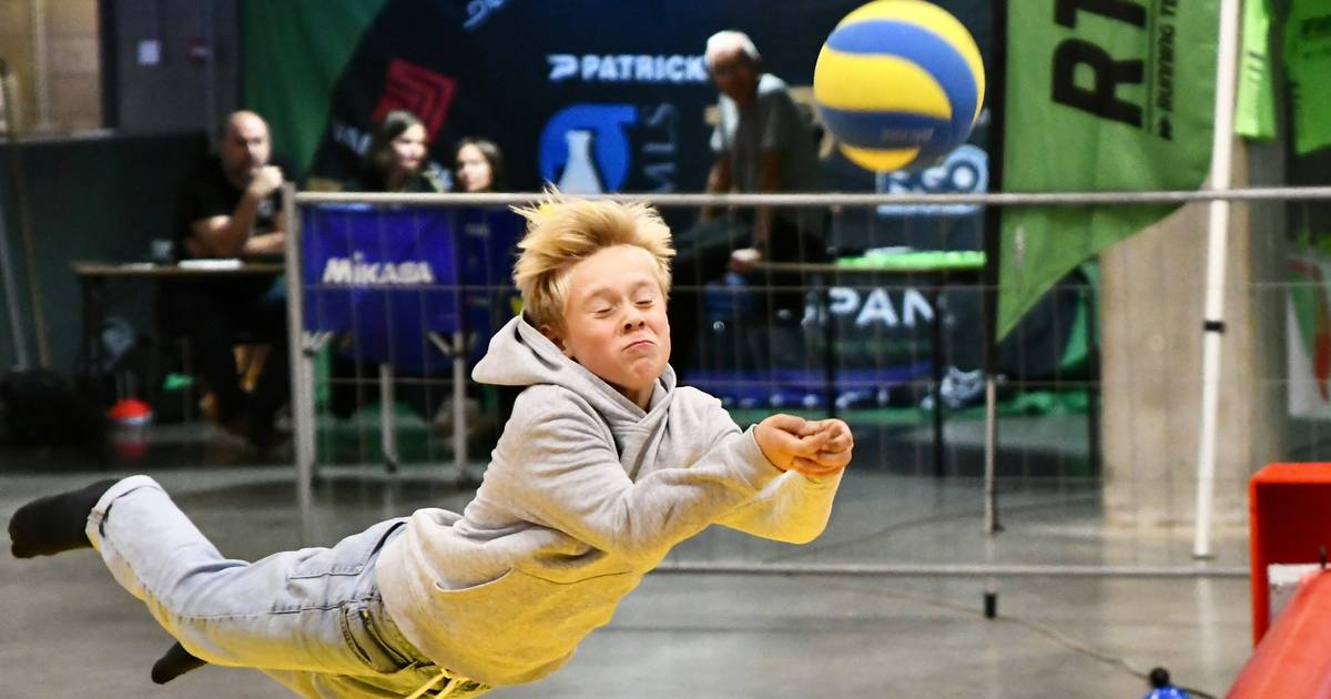 Kinderen maken kennis met verschillende sporten tijdens de eerste ...