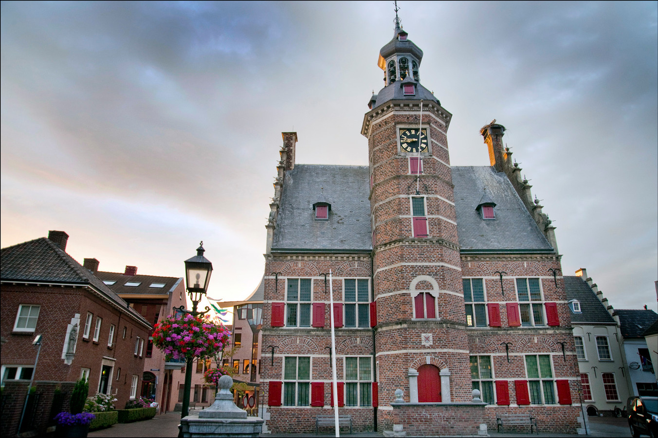 VVD ook de grootste in Gennep, groot verlies voor SP | Foto ...