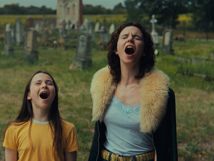 Schokkende Netflix-docu Take Care of Maya is even traumatiserend als ...
