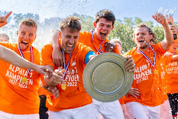 Alphia is altijd blijven geloven in kansen en viert eerste titel in 29 ...