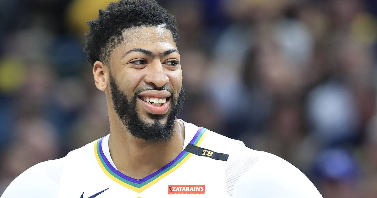 Anthony ‘Unibrow’ Davis na ruiloperatie op weg naar LA Lakers | NBA ...