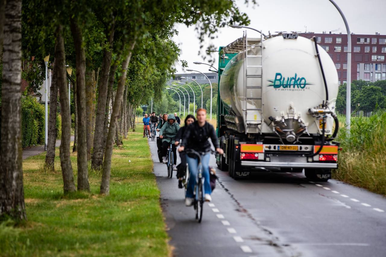 Werkzaamheden leiden tot verkeerschaos in Zwolse wijk Stadshagen: omleidingsborden massaal ...