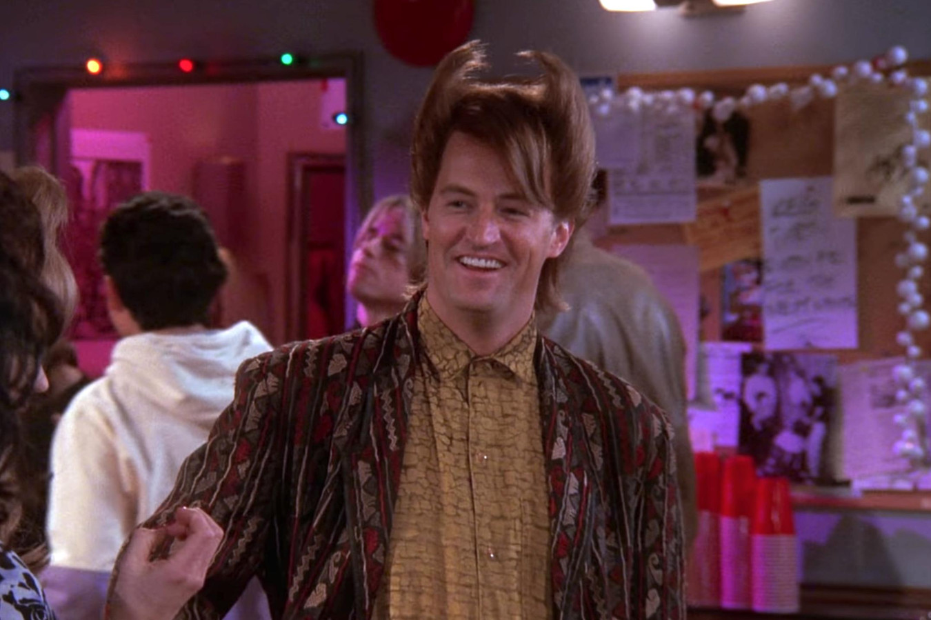 Matthew Perry (54) overleden, Friends-collega’s reageren: ‘De wereld ...
