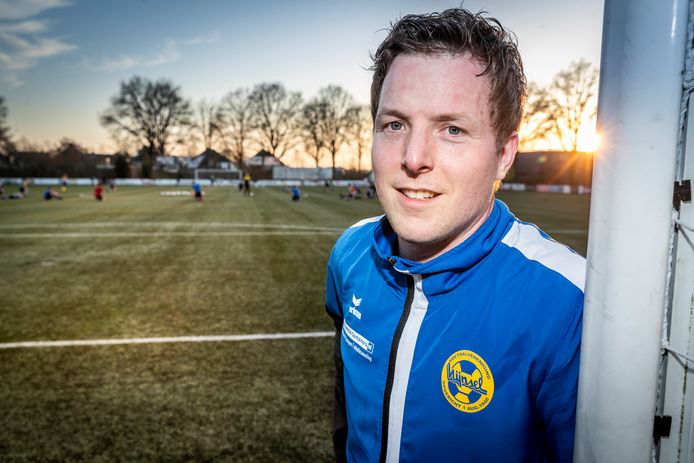 Als voetballer doet Johan van der Pas een stapje terug bij Nijnsel ...