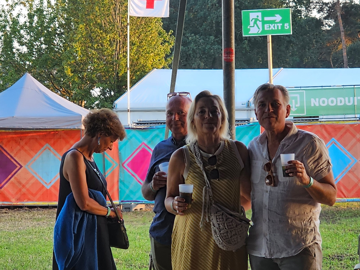 IN BEELD. 40ste Antilliaanse Feesten gestart onder stralende zomerzon ...