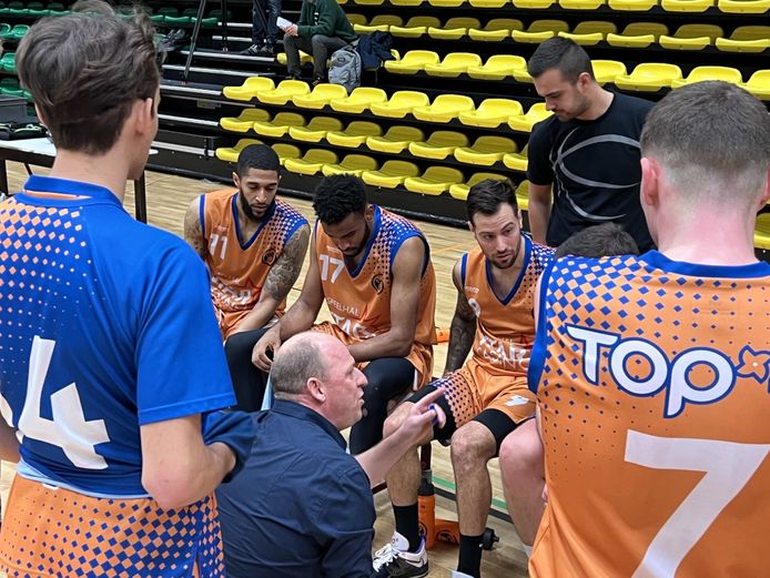 Ivan Perez (Bavi Vilvoorde) brengt leider eerste nederlaag toe: “Tien ...