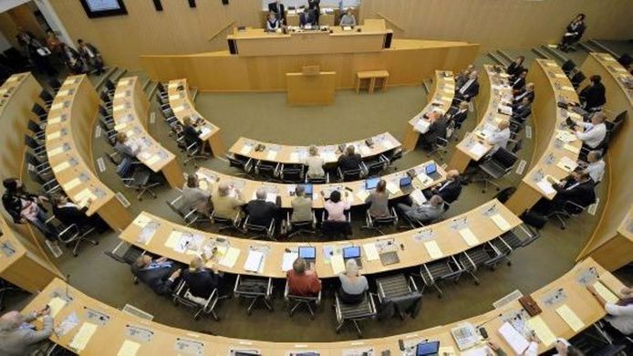 Le Parlement de la FWB comptera cinq commissions | Belgique | 7sur7.be