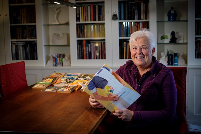 Ellen Boonstra schrijft een glossy over het leven van een verpleegster ...