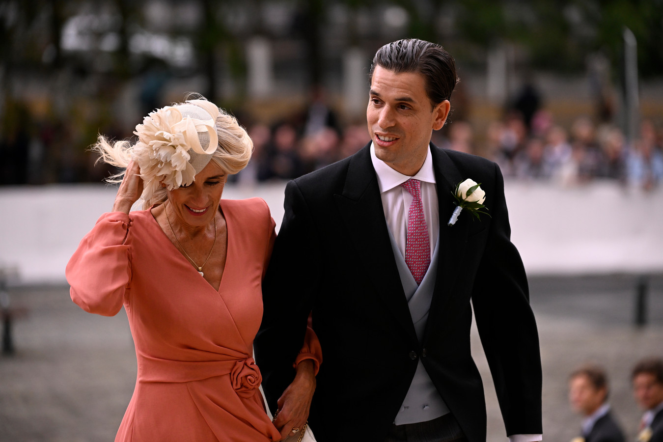 500 gasten, een indrukwekkend kleed en een Porsche uit 1961: dit was ...