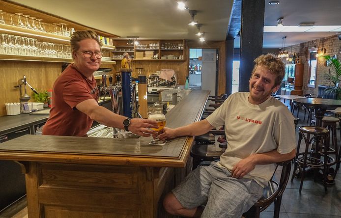 De toog is terug van weggeweest: “Ik wist even niet meer hoe ik op een ...