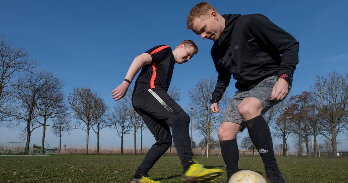 Voetbalplezier voor iedereen: ‘Ik heb zin om te dribbelen en een panna ...
