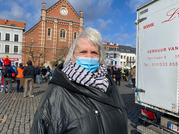 Marollenbuurt kreunt onder maandenlange sluiting rommelmarkt: “Dit is ...