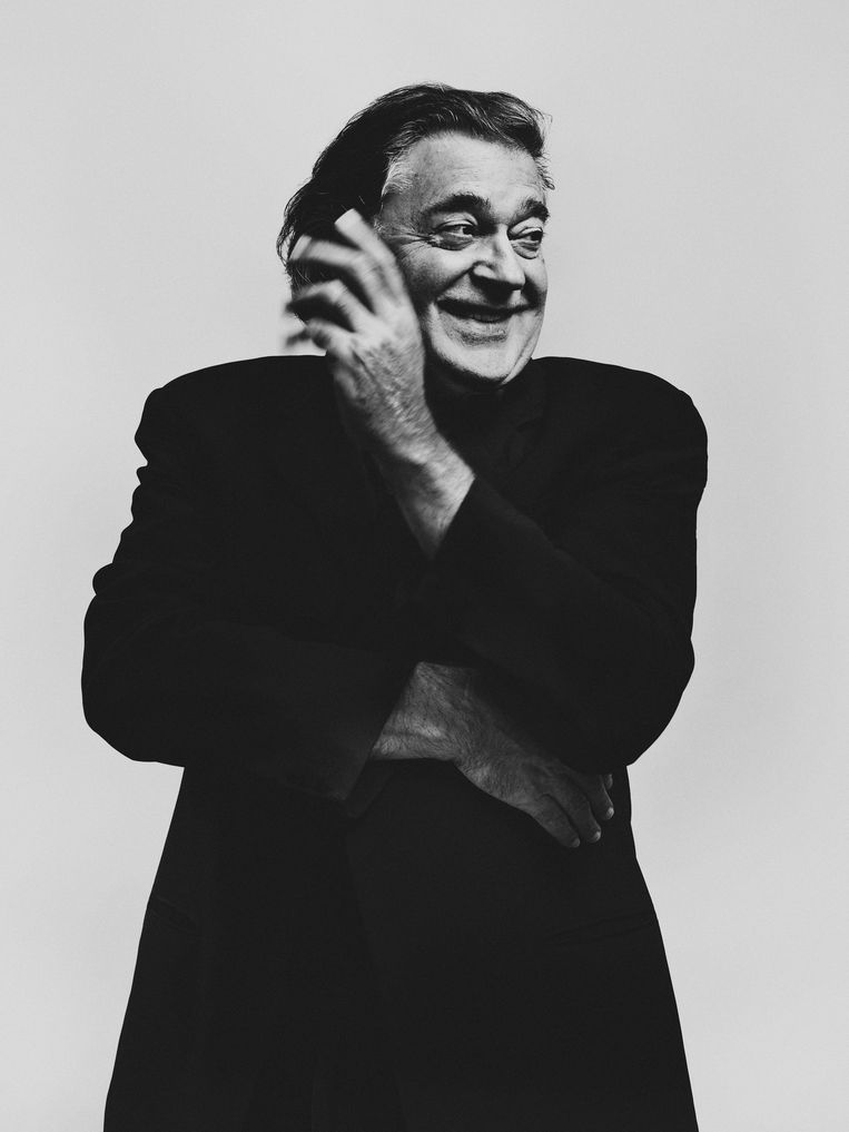 Schrijver en friet-ondernemer Leon de Winter: ‘Ik geef aan alle ...