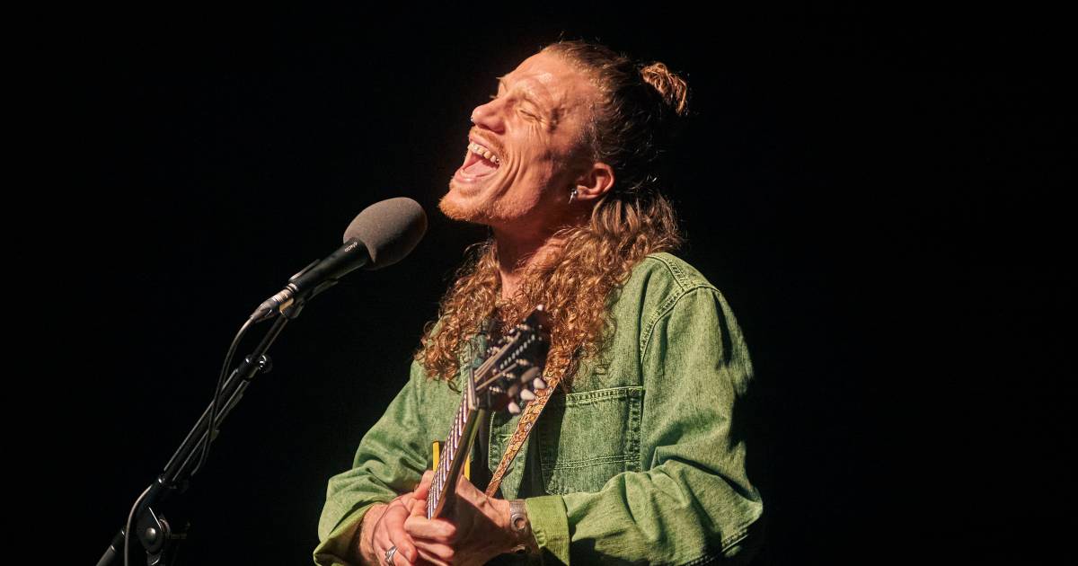 Osse singer-songwriter Robin Borneman start een nieuw hoofdstuk in zijn ...