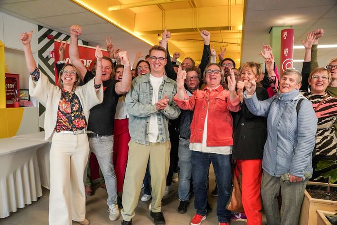 Hannes Anaf (Vooruit) klaar om sjerp te omgorden: “Ik reik ook de hand ...