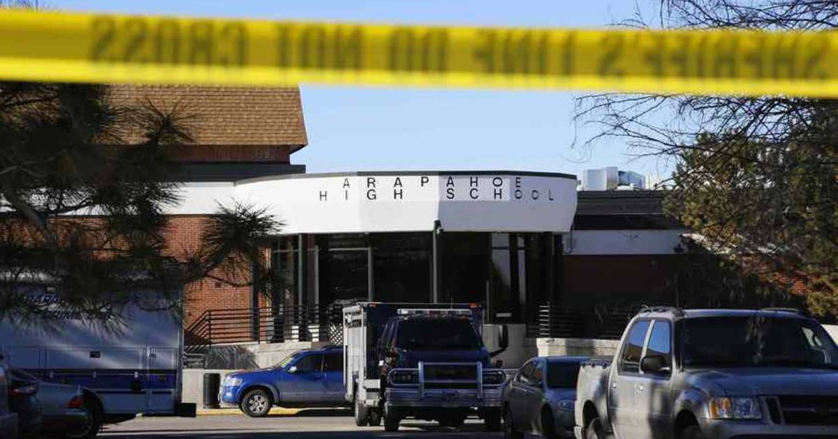 Schutter school Colorado "wilde bloedbad aanrichten" | Buitenland | hln.be