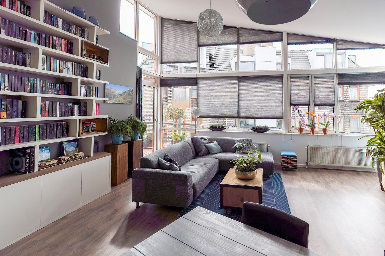 Krap? Dit appartement van Ron is juist ruim en licht (en heeft ...