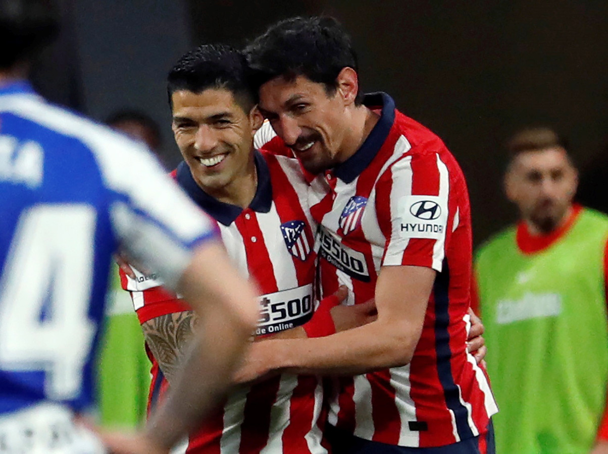 Suárez flirt met Ajax: ‘Ik ben altijd van jullie’ | Foto | AD.nl