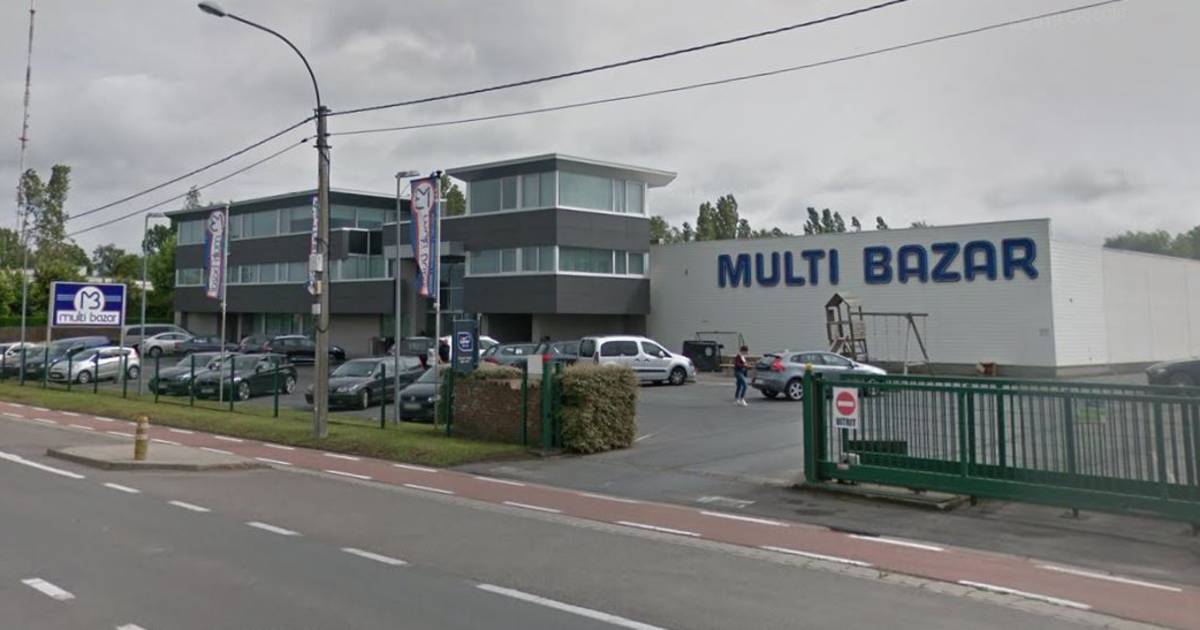 Multi Bazar Egem gaat verkoopruimte en parking uitbreiden | Pittem | hln.be