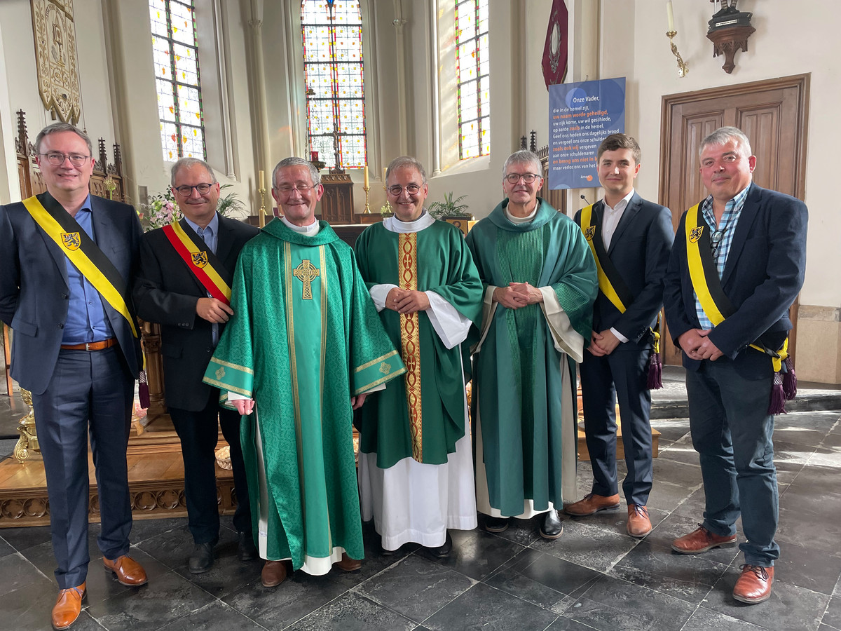 Aanstelling Oscar Kinnaer als pastoraalcoördinator | Foto | hln.be