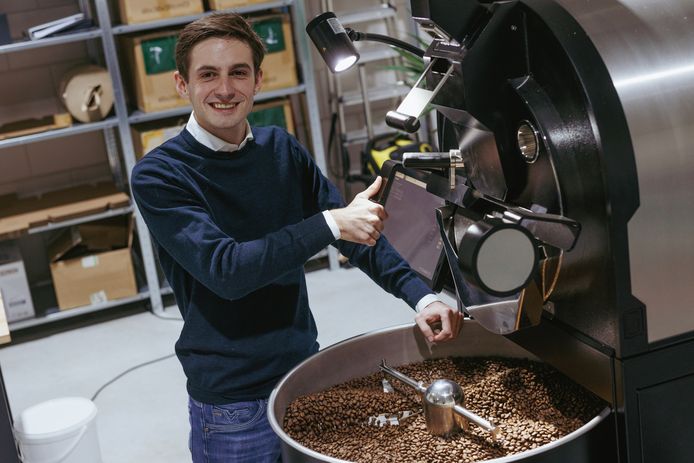 Een fruitig kopje koffie: Vincent begon zijn eigen branderij en laat ...