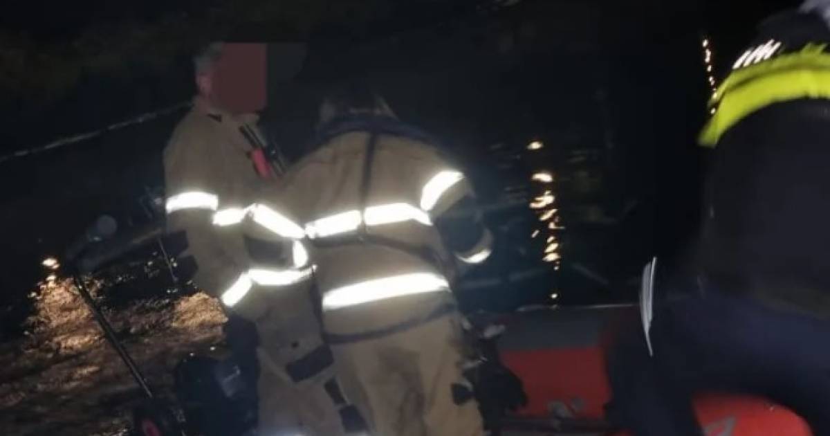 Dronken bootbestuurder op de Aa in Den Bosch houdt politie en ...