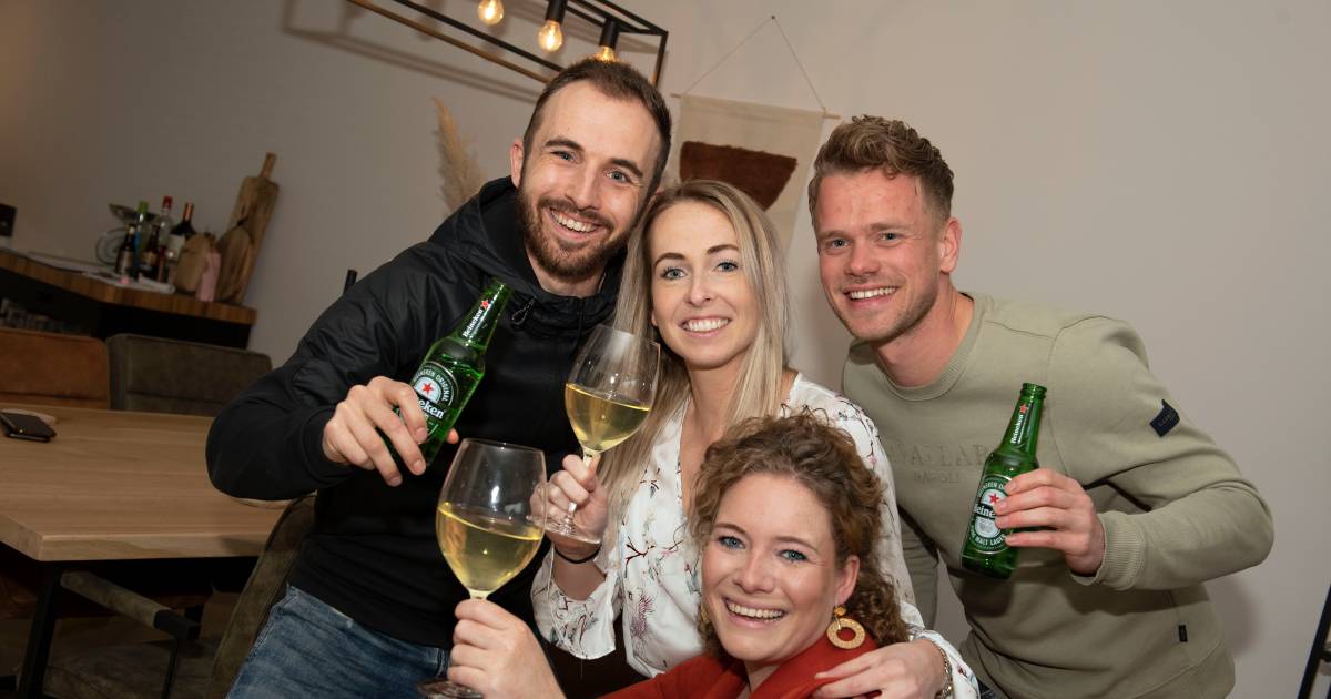 Buren Sharon en Amber zien elkaar de hele week door: ‘Nou, dat wordt ...