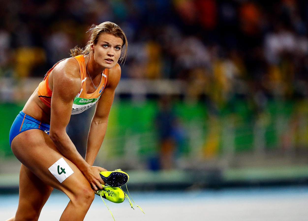 Voor het eerst kijken ouders van Dafne Schippers vanaf de bank: ‘Knoop ...