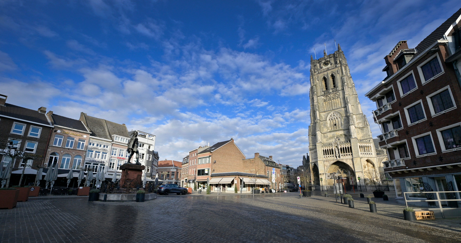 Stad Tongeren verlengt gratis stadswandelingen | Foto | hln.be