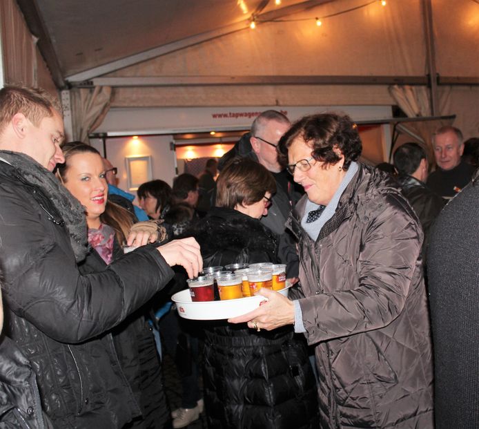 Toosten met eigen biertje Tipsor | Wommelgem | hln.be