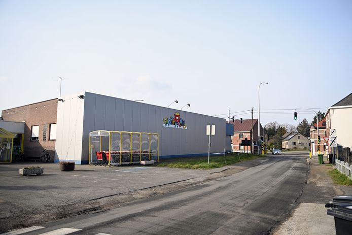 Komt er een Hubo langs de Diestsesteenweg in Lubbeek? Buurtbewoners zijn bezorgd en dienen ...