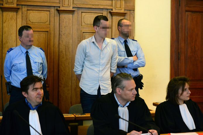 Dakloze voor assisen op verdenking van roofmoord | Leuven | hln.be