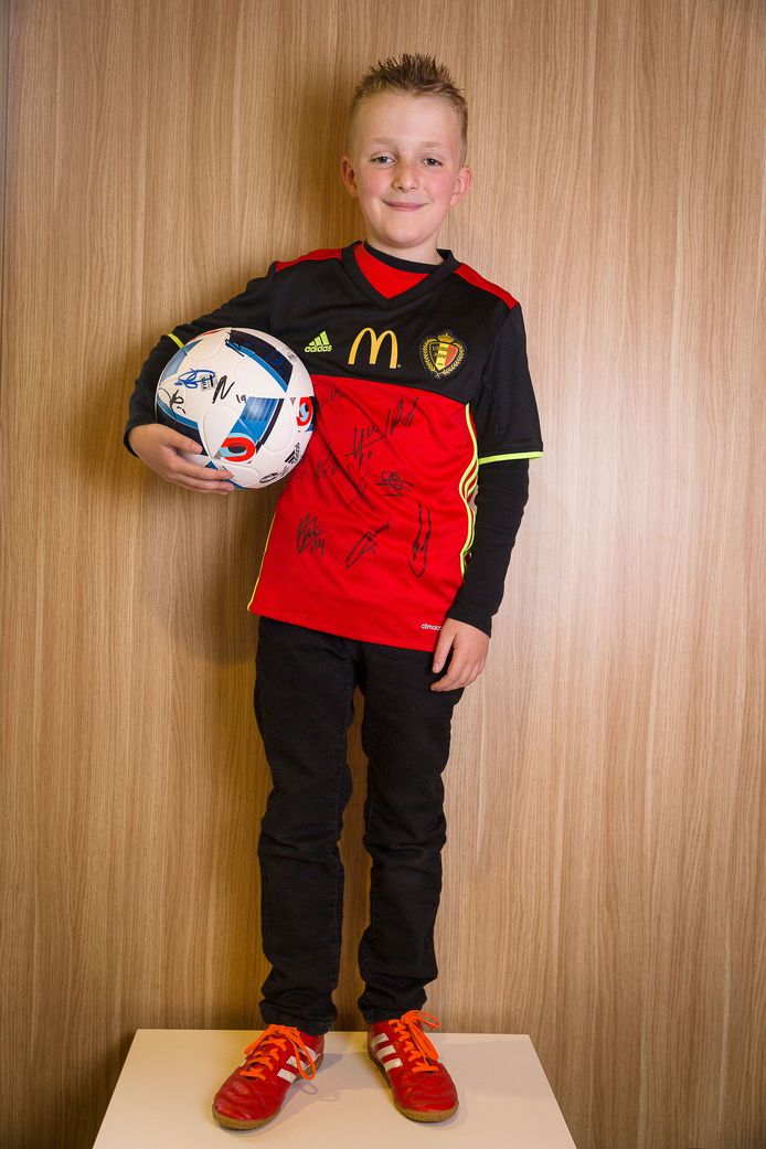 Delano (10) mag mee het plein op met de Duivels | Mechelen | hln.be