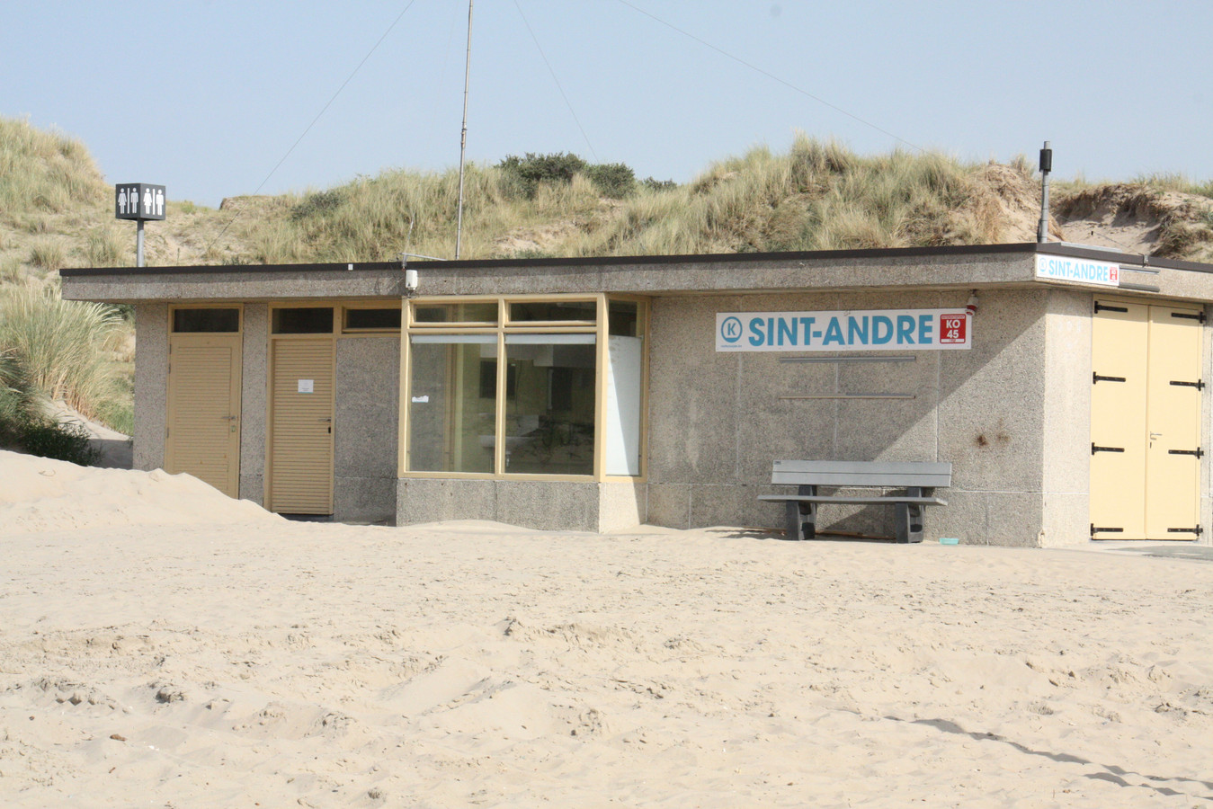 “De strandcabine, ons kleine stukje paradijs”: wij kijken mee binnen in ...