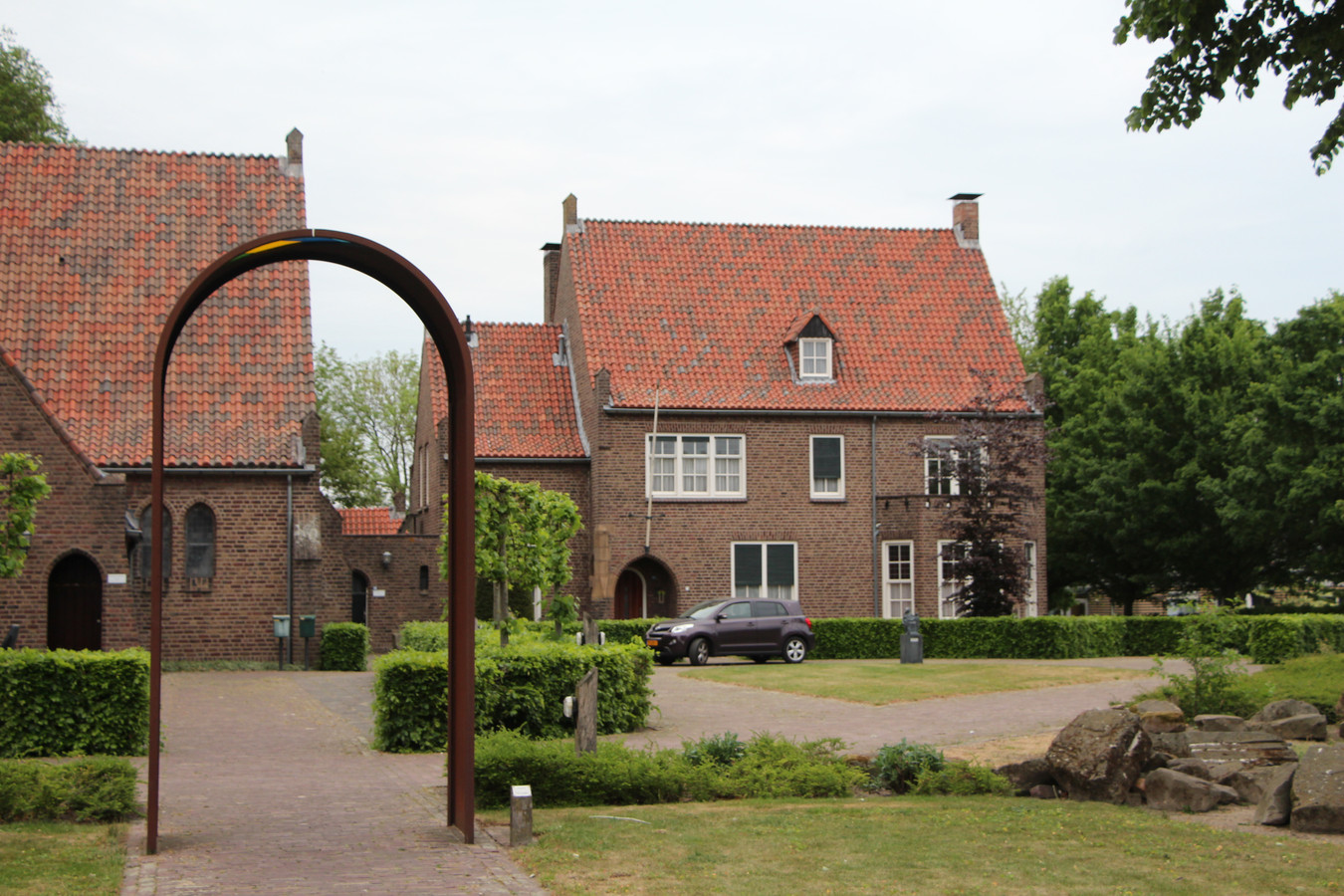 Meeste Oekraïense vluchtelingen in Borculo, Burgers Inn in Haarlo later ...