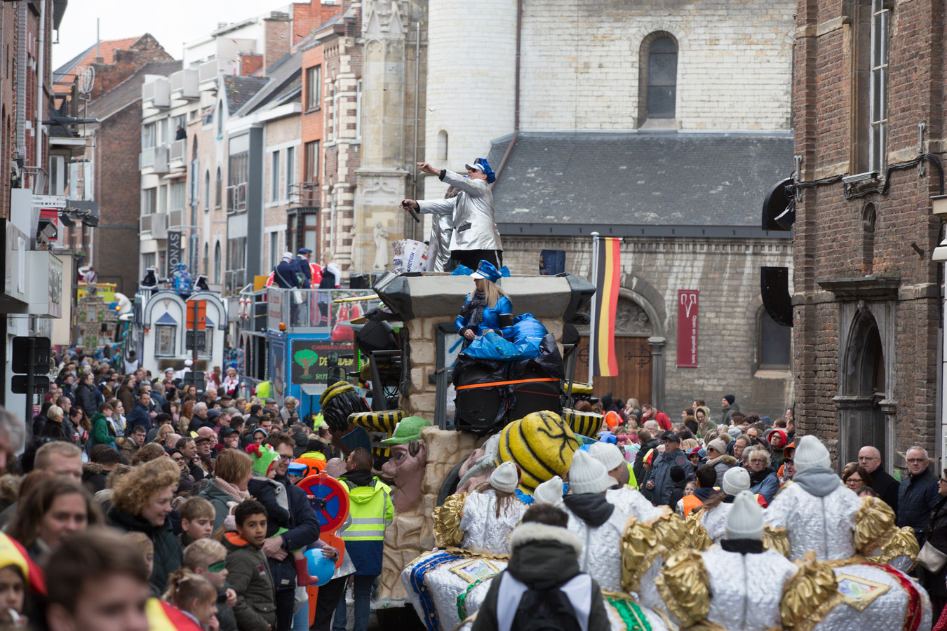 Carnaval in Zuid-Limburg: hier trekt de stoet door de straten | Foto ...