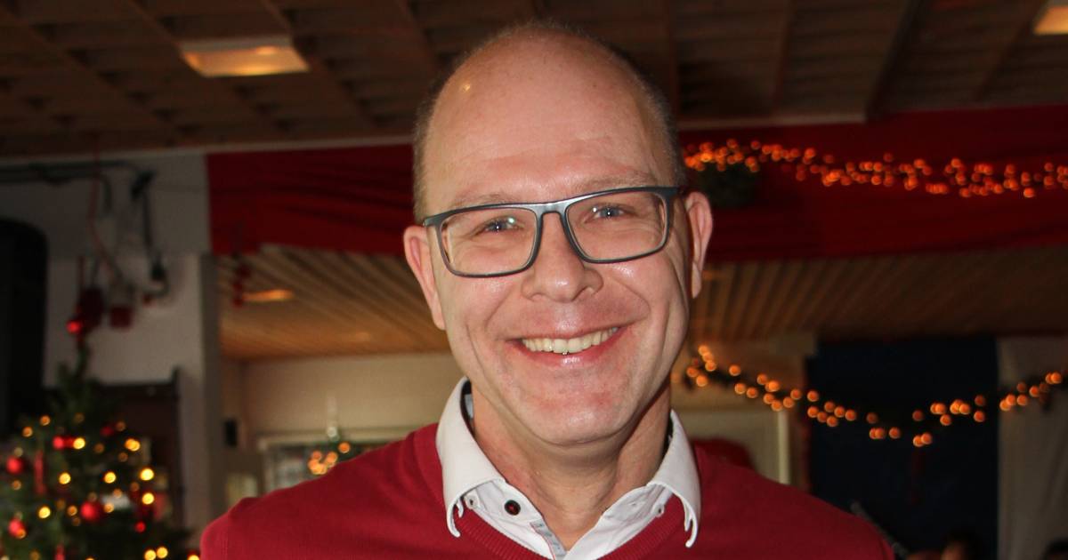 Martijn Evers is vrijwilliger van het jaar bij voetbalclub De Zweef in Nijverdal | Hellendoorn ...