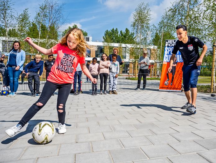 Daarom was wereldkampioen straatvoetbal Nasser El Jackson op een ...