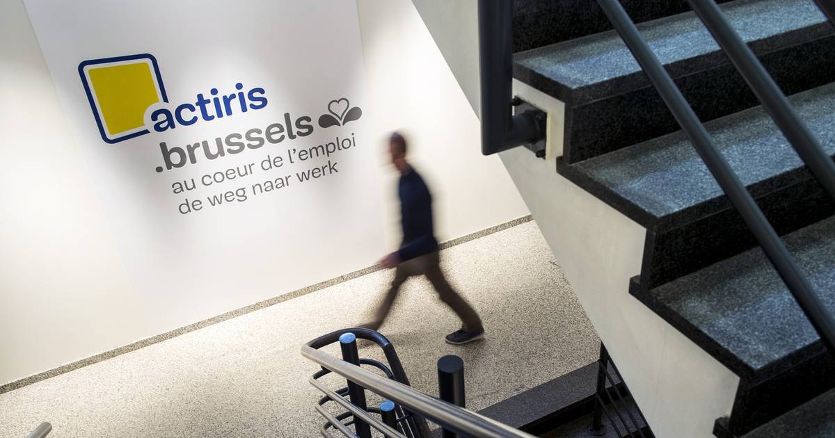 Actiris wil er 200 voltijdse equivalenten bij | Economie | hln.be